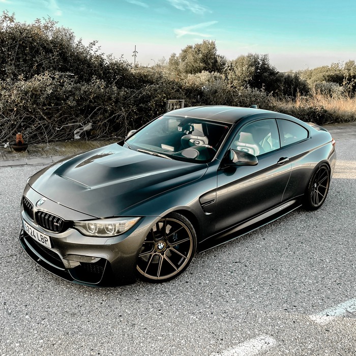 BMW M4 Competition :: WE ARE BLVCK